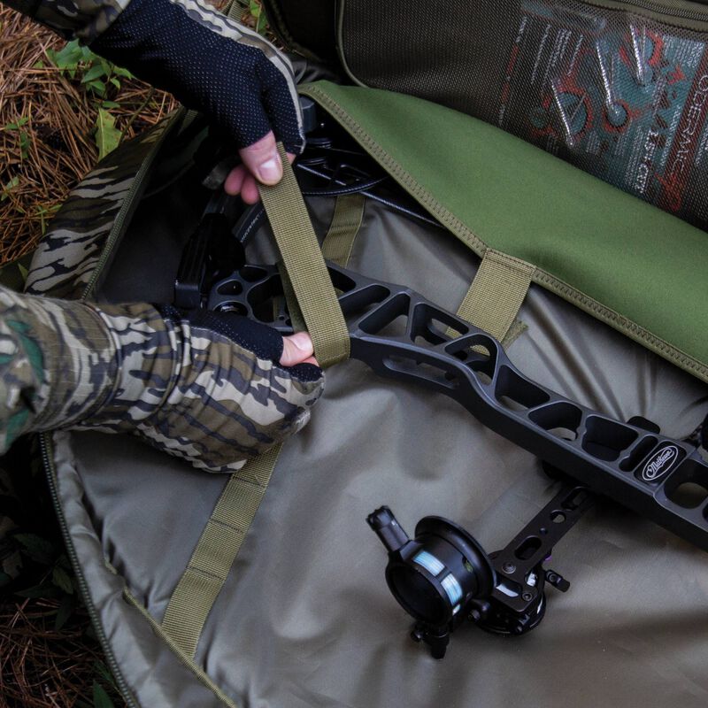 Buy Mossy Oak Bottomland Soft Bow Case - Primos Hunting